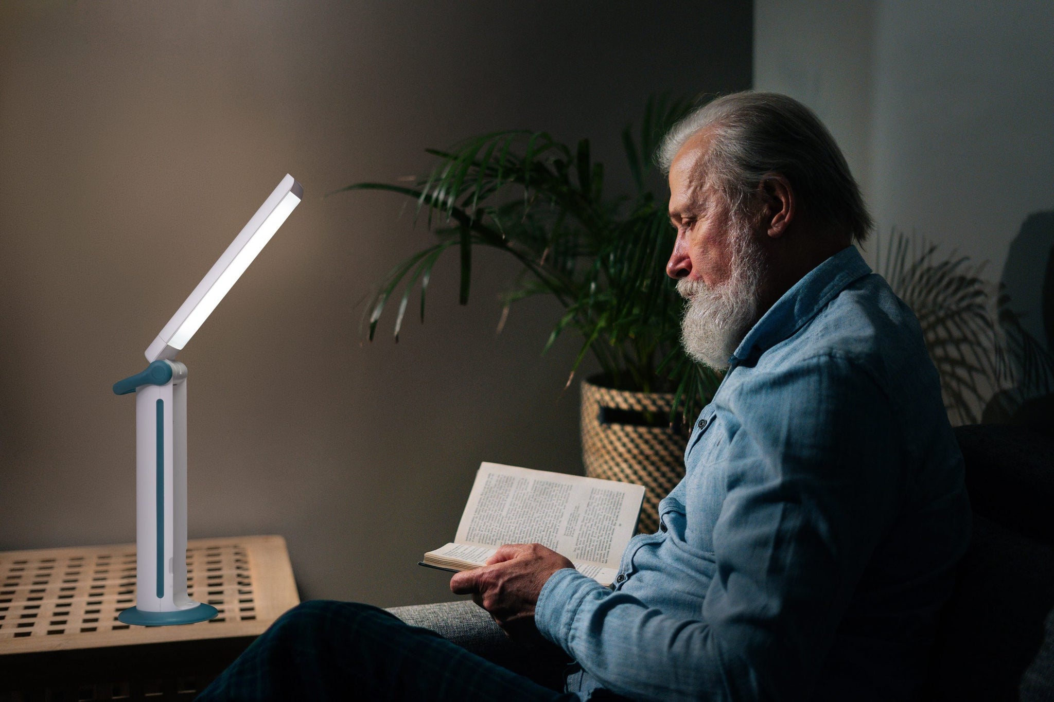 Twist 2 Go Rechargeable Lamp U35090 – She Sewing Tables